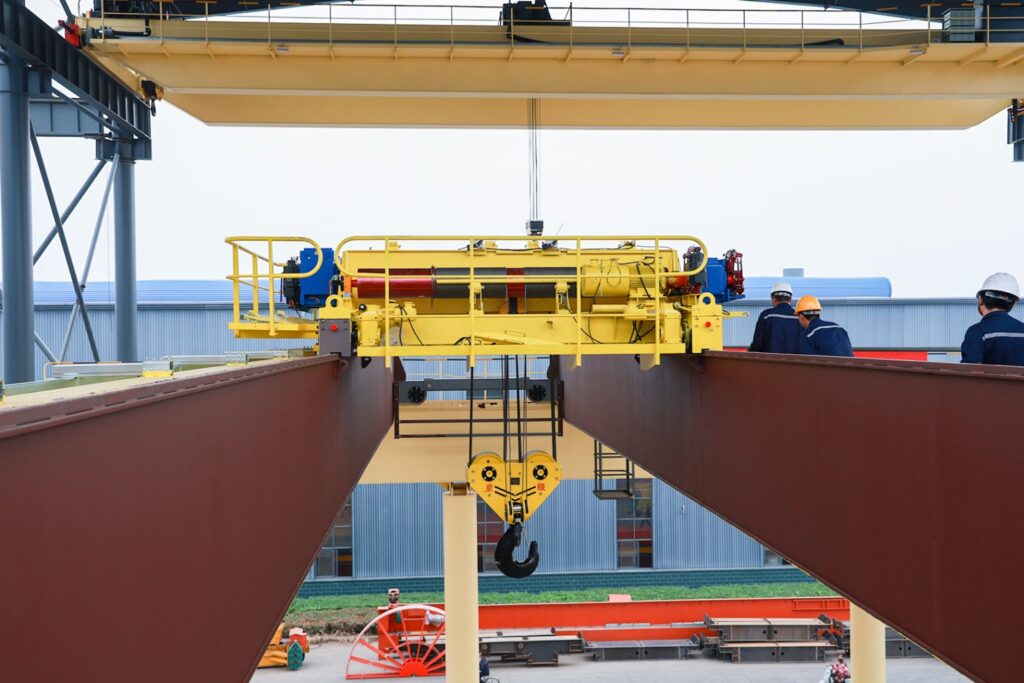 2000-ton Gantry Crane Test Platform Lifted | Henan Mine Crane Factory